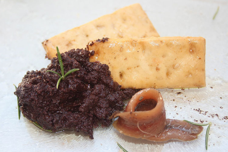 Receta de Olivada | Wikicocina